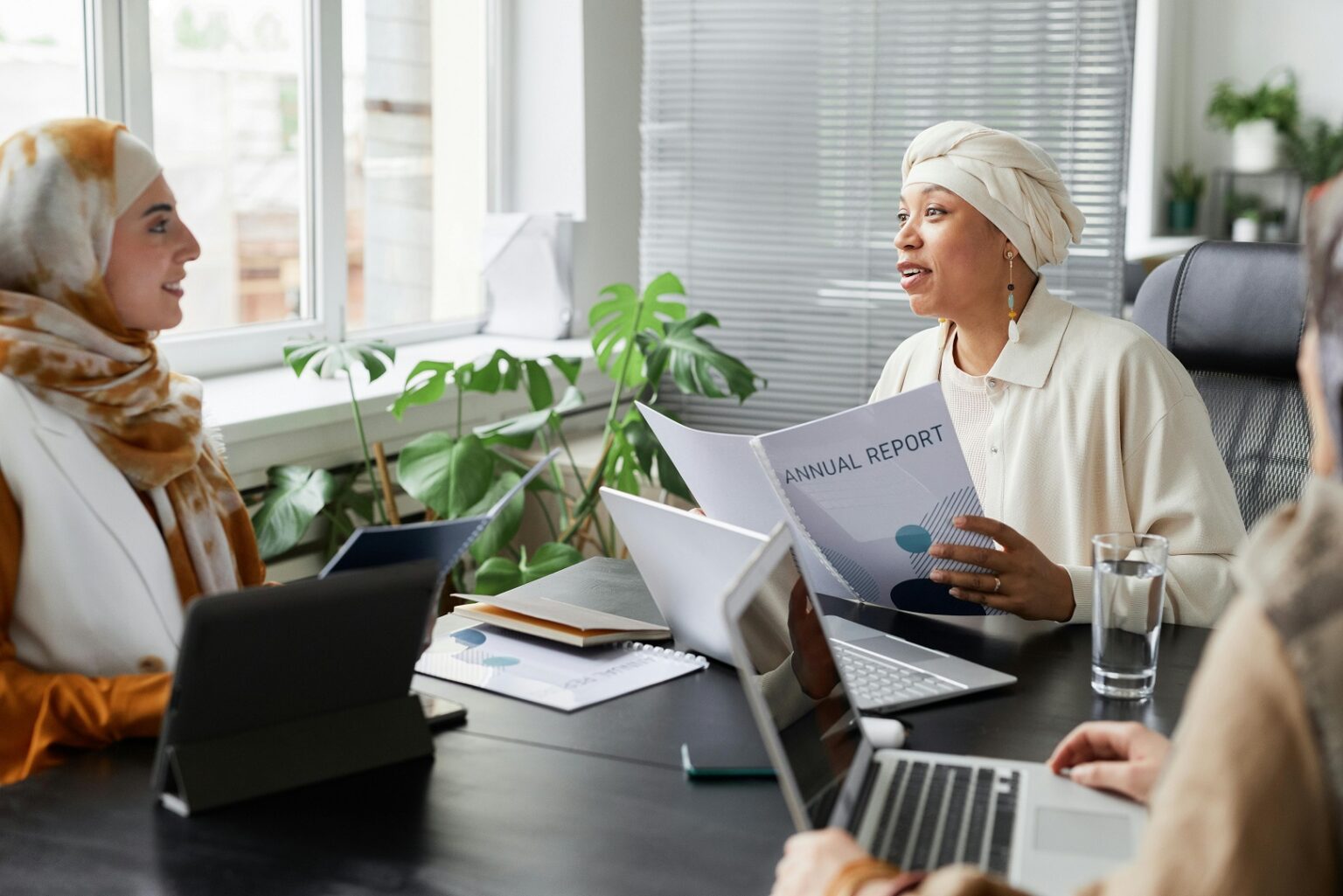 Transformasi Laporan Tahunan BUJT Digital Dari Cetak